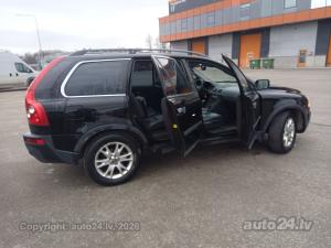 Black Volvo XC90 2005 in Tallinn, with an engine capacity of 2.90 L and mileage of 259 thousand km for 6750 €, photo 6 on AUTOMOTO.COM.LV