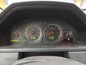 Black Volvo XC90 2005 in Tallinn, with an engine capacity of 2.90 L and mileage of 259 thousand km for 6750 €, photo 10 on AUTOMOTO.COM.LV