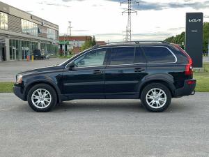 Melns Volvo XC90 2005 Narva, ar dzinēja tilpumu 2.40 L un nobraukumu 335 tūkst. km par 2999 €, foto 5 vietnē AUTOMOTO.COM.LV