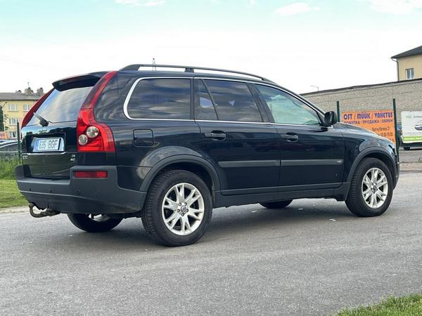 Melns Volvo XC90 2005 Narva, ar dzinēja tilpumu 2.40 L un nobraukumu 335 tūkst. km par 2999 €, foto 7 vietnē AUTOMOTO.COM.LV