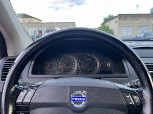 Melns Volvo XC90 2005 Narva, ar dzinēja tilpumu 2.40 L un nobraukumu 335 tūkst. km par 2999 €, foto 10 vietnē AUTOMOTO.COM.LV