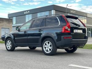 Melns Volvo XC90 2005 Narva, ar dzinēja tilpumu 2.40 L un nobraukumu 335 tūkst. km par 2999 €, foto 18 vietnē AUTOMOTO.COM.LV