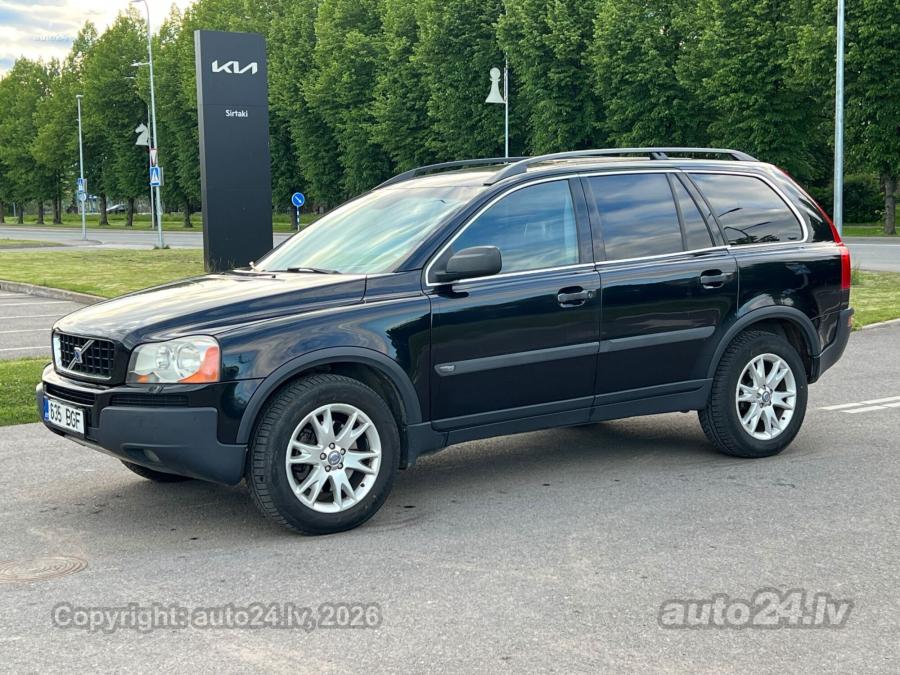 Melns Volvo XC90 2005 Narva, ar dzinēja tilpumu 2.40 L un nobraukumu 335 tūkst. km par 2999 €, foto 1 vietnē AUTOMOTO.COM.LV