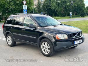 Melns Volvo XC90 2005 Narva, ar dzinēja tilpumu 2.40 L un nobraukumu 335 tūkst. km par 2999 €, foto 4 vietnē AUTOMOTO.COM.LV