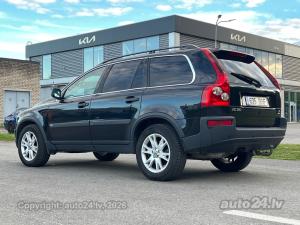 Melns Volvo XC90 2005 Narva, ar dzinēja tilpumu 2.40 L un nobraukumu 335 tūkst. km par 2999 €, foto 8 vietnē AUTOMOTO.COM.LV