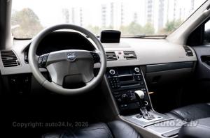 Black Volvo XC90 2005 in Tallinn, with an engine capacity of 2.40 L and mileage of 388 thousand km for 3990 €, photo 10 on AUTOMOTO.COM.LV