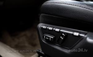 Black Volvo XC90 2005 in Tallinn, with an engine capacity of 2.40 L and mileage of 388 thousand km for 3990 €, photo 19 on AUTOMOTO.COM.LV