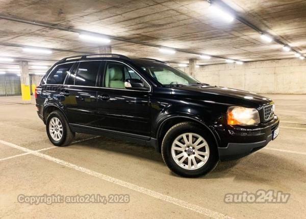 Black Volvo XC90 2006 in Tallinn, with an engine capacity of 2.40 L and mileage of 296 thousand km for 5500 €, photo 1 on AUTOMOTO.COM.LV