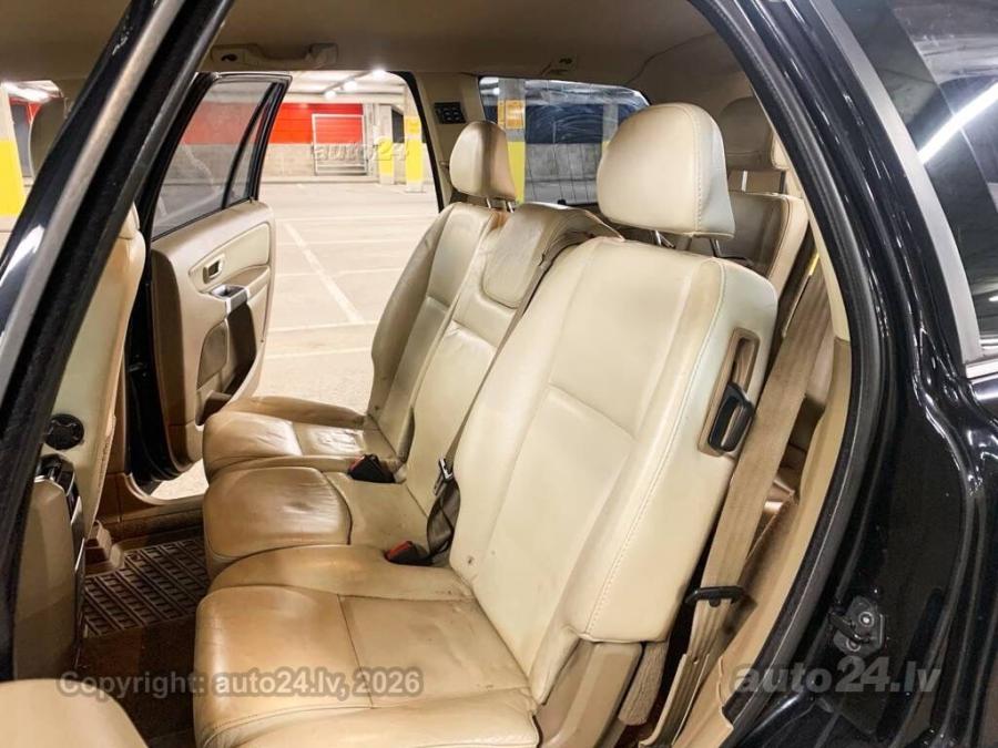 Черный Вольво ХС90 2006 в Таллин, объемом двигателя 2.40 л и пробегом 296 тыс. км за 5500 €, фото 9 на AUTOMOTO.COM.LV