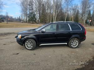 Black Volvo XC90 2006 in Voru, with an engine capacity of 2.40 L and mileage of 399 thousand km for 5000 €, photo 2 on AUTOMOTO.COM.LV