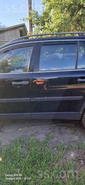 Black Volvo XC90 2006 in Riga, with an engine capacity of 2.40 L and mileage of 329 thousand km for 3200 €, photo 10 on AUTOMOTO.COM.LV