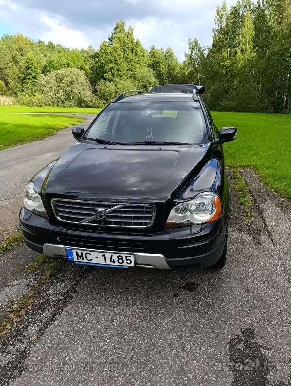 Black Volvo XC90 2006 in Talsi, with an engine capacity of 0.00 L and mileage of 330 thousand km for 4800 €, photo 1 on AUTOMOTO.COM.LV