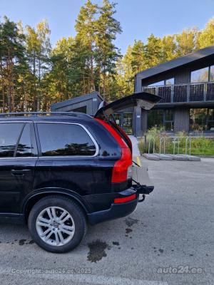 Melns Volvo XC90 2007 Tallina, ar dzinēja tilpumu 2.40 L un nobraukumu 430 tūkst. km par 6000 €, foto 8 vietnē AUTOMOTO.COM.LV
