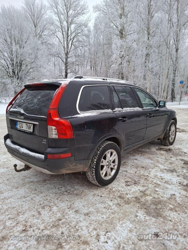 Melns Volvo XC90 2007 Tartu, ar dzinēja tilpumu 2.40 L un nobraukumu 351 tūkst. km par 5300 €, foto 3 vietnē AUTOMOTO.COM.LV