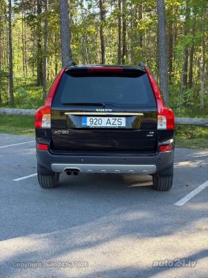 Melns Volvo XC90 2007 Tallina, ar dzinēja tilpumu 2.40 L un nobraukumu 335 tūkst. km par 5900 €, foto 5 vietnē AUTOMOTO.COM.LV