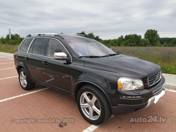 Melns Volvo XC90 2008 Tartu, ar dzinēja tilpumu 4.40 L un nobraukumu 264 tūkst. km par 9000 €, foto 1 vietnē AUTOMOTO.COM.LV