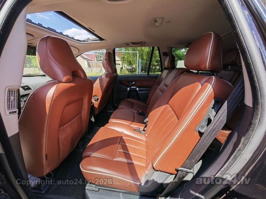 Melns Volvo XC90 2008 Tartu, ar dzinēja tilpumu 4.40 L un nobraukumu 264 tūkst. km par 9000 €, foto 7 vietnē AUTOMOTO.COM.LV