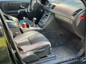 Black Volvo XC90 2008 in Limbazi, with an engine capacity of 2.40 L and mileage of 321 thousand km for 6700 €, photo 6 on AUTOMOTO.COM.LV