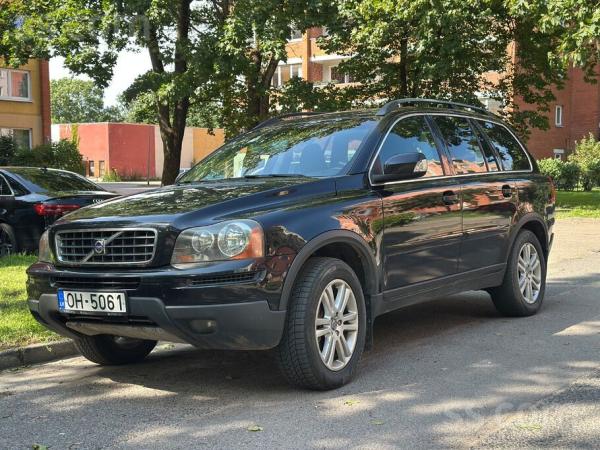 Black Volvo XC90 2008 in Limbazi, with an engine capacity of 2.40 L and mileage of 321 thousand km for 6700 €, photo 8 on AUTOMOTO.COM.LV