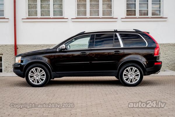 Black Volvo XC90 2010 in Tallinn, with an engine capacity of 2.40 L and mileage of 460 thousand km for 6890 €, photo 3 on AUTOMOTO.COM.LV