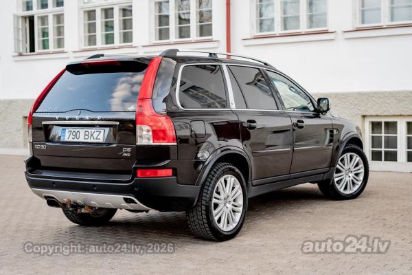 Black Volvo XC90 2010 in Tallinn, with an engine capacity of 2.40 L and mileage of 460 thousand km for 6890 €, photo 6 on AUTOMOTO.COM.LV