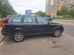 Black Volvo XC90 2010 in Vilnius, with an engine capacity of 2.40 L and mileage of 138 thousand km for 7700 €, photo 4 on AUTOMOTO.COM.LV