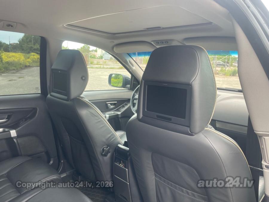Melns Volvo XC90 2011 Tallina, ar dzinēja tilpumu 2.40 L un nobraukumu 207 tūkst. km par 8990 €, foto 13 vietnē AUTOMOTO.COM.LV