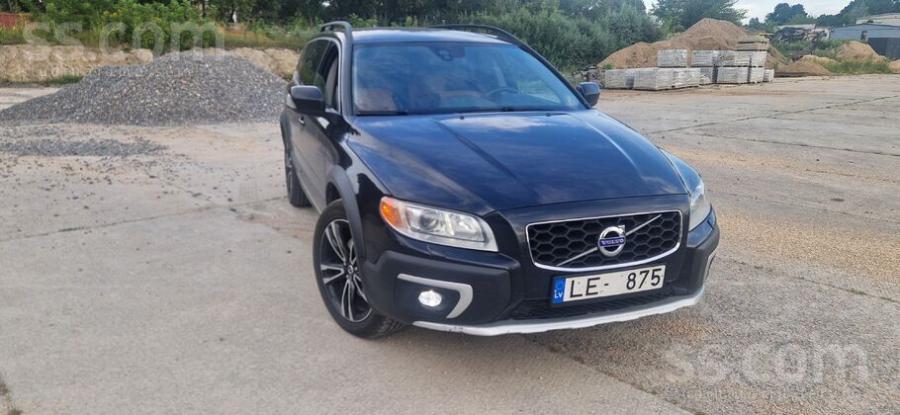 Melns Volvo XC90 2014 Rīga, ar dzinēja tilpumu 2.40 L un nobraukumu 0 tūkst. km par 9990 €, foto 1 vietnē AUTOMOTO.COM.LV