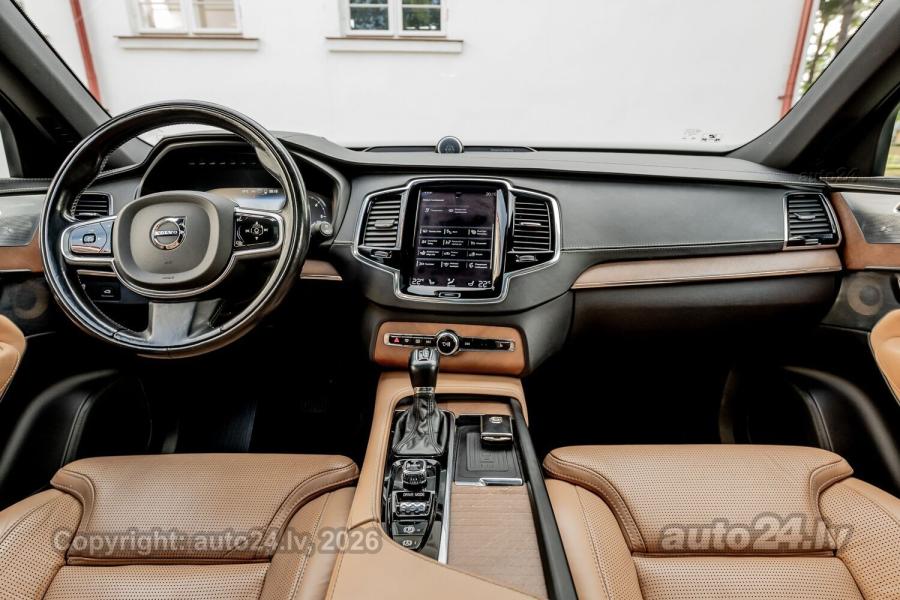 Melns Volvo XC90 2015 Tallina, ar dzinēja tilpumu 2.00 L un nobraukumu 233 tūkst. km par 19999 €, foto 14 vietnē AUTOMOTO.COM.LV