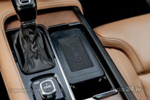Melns Volvo XC90 2015 Tallina, ar dzinēja tilpumu 2.00 L un nobraukumu 233 tūkst. km par 19999 €, foto 15 vietnē AUTOMOTO.COM.LV