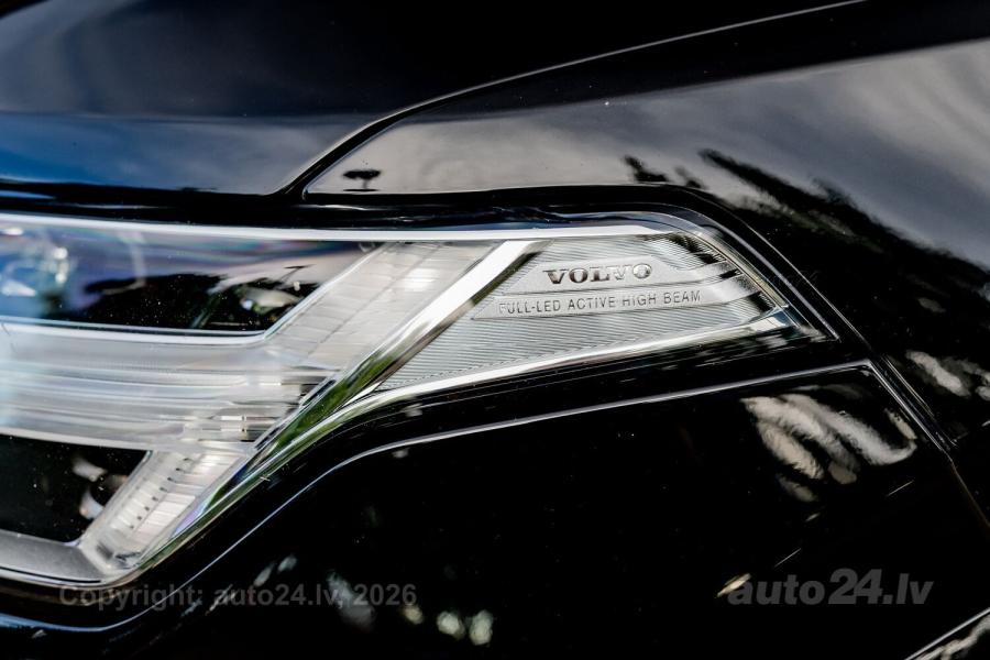 Melns Volvo XC90 2015 Tallina, ar dzinēja tilpumu 2.00 L un nobraukumu 233 tūkst. km par 19999 €, foto 21 vietnē AUTOMOTO.COM.LV