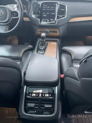 Melns Volvo XC90 2016 Tartu, ar dzinēja tilpumu 2.00 L un nobraukumu 273 tūkst. km par 19000 €, foto 15 vietnē AUTOMOTO.COM.LV