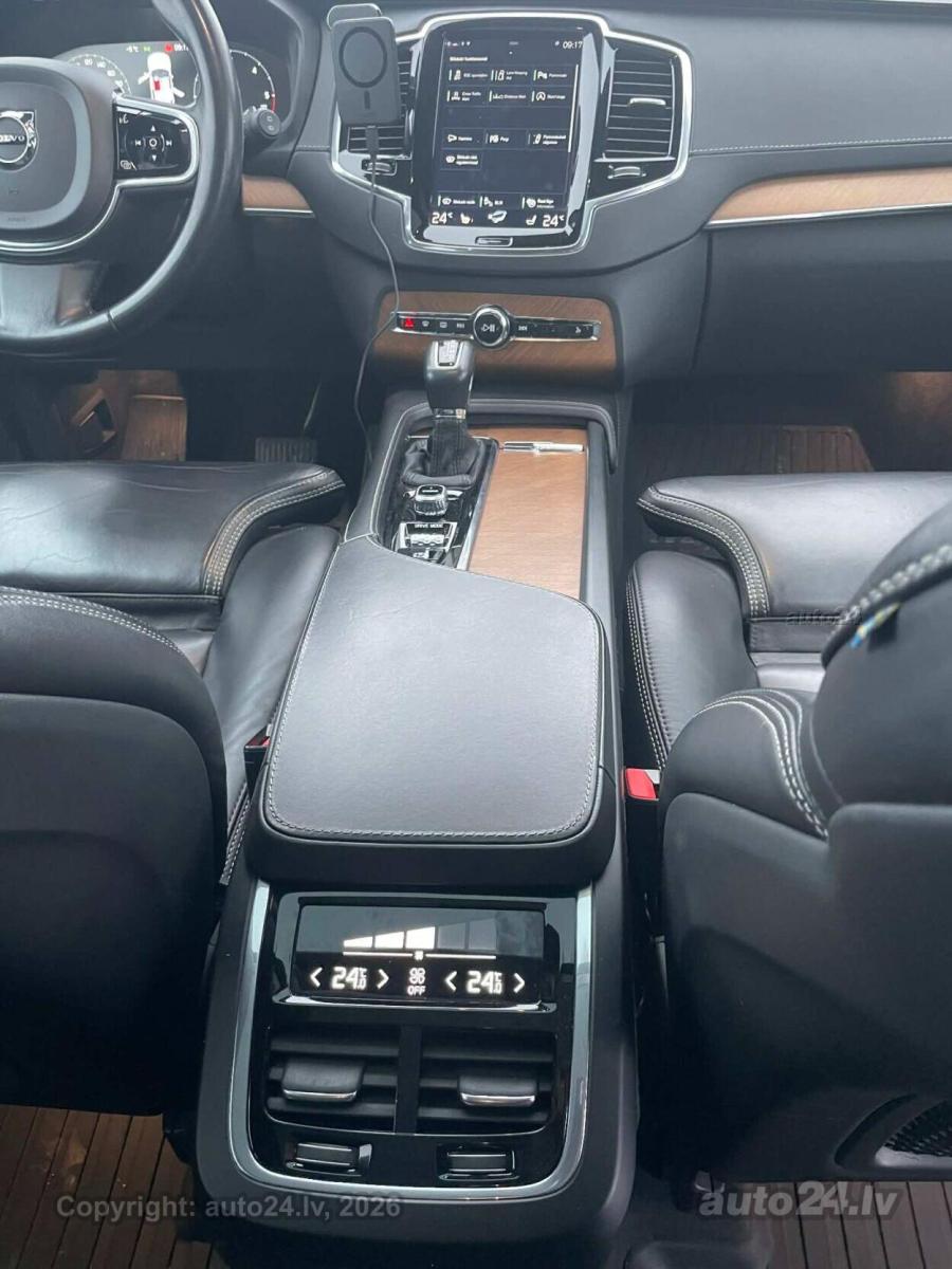 Melns Volvo XC90 2016 Tartu, ar dzinēja tilpumu 2.00 L un nobraukumu 273 tūkst. km par 19000 €, foto 15 vietnē AUTOMOTO.COM.LV