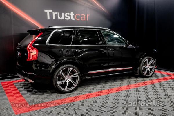 Black Volvo XC90 2017 in Parnu, with an engine capacity of 2.00 L and mileage of 224 thousand km for 23999 €, photo 8 on AUTOMOTO.COM.LV