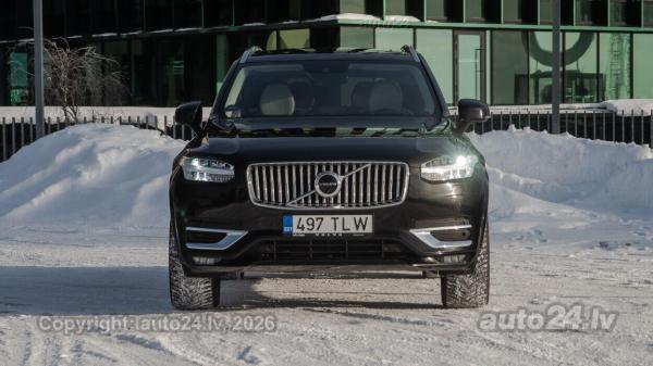 Black Volvo XC90 2020 in Tallinn, with an engine capacity of 2.00 L and mileage of 140 thousand km for 40990 €, photo 5 on AUTOMOTO.COM.LV