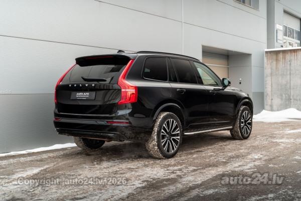 Melns Volvo XC90 2022 Tartu, ar dzinēja tilpumu 2.00 L un nobraukumu 46 tūkst. km par 57900 €, foto 2 vietnē AUTOMOTO.COM.LV