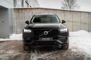 Black Volvo XC90 2022 in Tartu, with an engine capacity of 2.00 L and mileage of 46 thousand km for 57900 €, photo 4 on AUTOMOTO.COM.LV