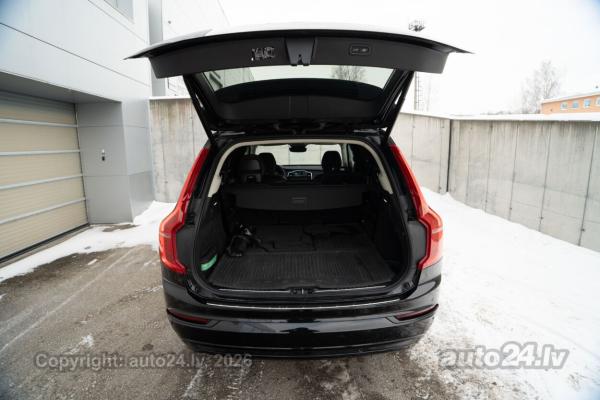Melns Volvo XC90 2022 Tartu, ar dzinēja tilpumu 2.00 L un nobraukumu 46 tūkst. km par 57900 €, foto 6 vietnē AUTOMOTO.COM.LV