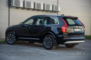 Black Volvo XC90 2022 in Tallinn, with an engine capacity of 2.00 L and mileage of 85 thousand km for 44000 €, photo 4 on AUTOMOTO.COM.LV
