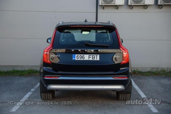 Melns Volvo XC90 2022 Tallina, ar dzinēja tilpumu 2.00 L un nobraukumu 85 tūkst. km par 44000 €, foto 4 vietnē AUTOMOTO.COM.LV