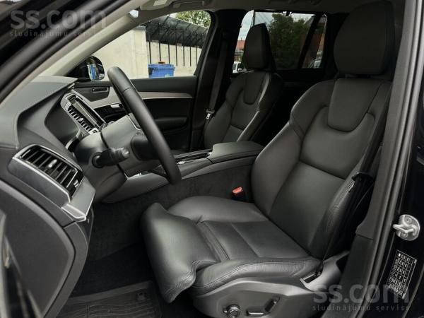 Black Volvo XC90 2024 in Riga, with an engine capacity of 2.00 L and mileage of 37 thousand km for 52950 €, photo 8 on AUTOMOTO.COM.LV