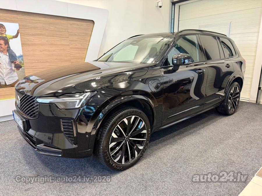 Melns Volvo XC90 2025 Rakvere, ar dzinēja tilpumu 2.00 L un nobraukumu 28 tūkst. km par 69999 €, foto 1 vietnē AUTOMOTO.COM.LV