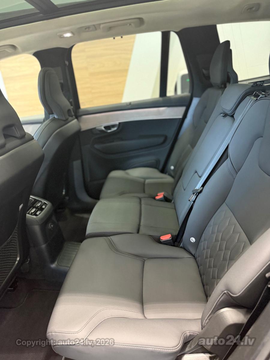 Melns Volvo XC90 2025 Rakvere, ar dzinēja tilpumu 2.00 L un nobraukumu 28 tūkst. km par 69999 €, foto 14 vietnē AUTOMOTO.COM.LV