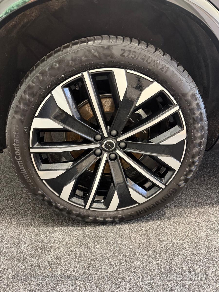 Melns Volvo XC90 2025 Rakvere, ar dzinēja tilpumu 2.00 L un nobraukumu 28 tūkst. km par 69999 €, foto 16 vietnē AUTOMOTO.COM.LV