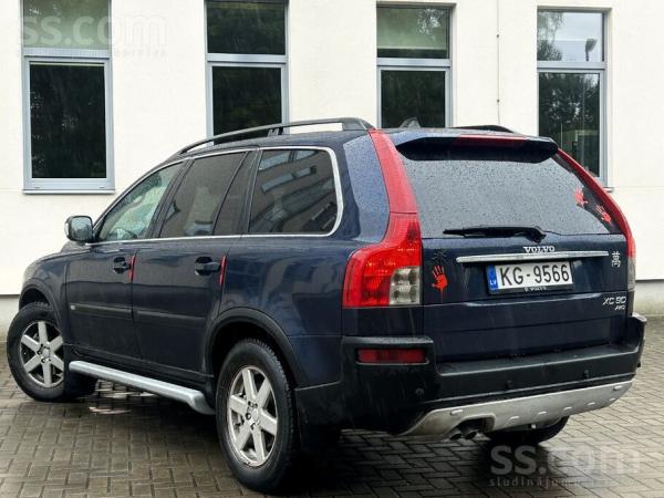 Blue Volvo XC90 2002 in Jelgava, with an engine capacity of 2.90 L and mileage of 185 thousand km for 2390 €, photo 6 on AUTOMOTO.COM.LV