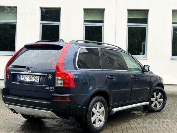 Blue Volvo XC90 2002 in Jelgava, with an engine capacity of 2.90 L and mileage of 185 thousand km for 2390 €, photo 7 on AUTOMOTO.COM.LV