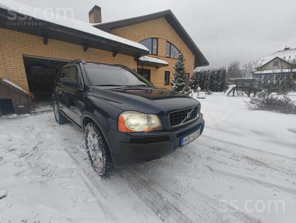 Zils Volvo XC90 2002 Jelgava, ar dzinēja tilpumu 2.40 L un nobraukumu 427 tūkst. km par 2650 €, foto 1 vietnē AUTOMOTO.COM.LV