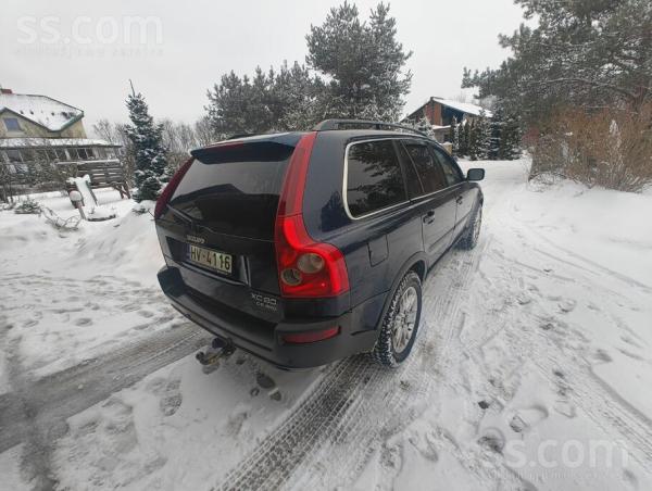 Zils Volvo XC90 2002 Jelgava, ar dzinēja tilpumu 2.40 L un nobraukumu 427 tūkst. km par 2650 €, foto 4 vietnē AUTOMOTO.COM.LV