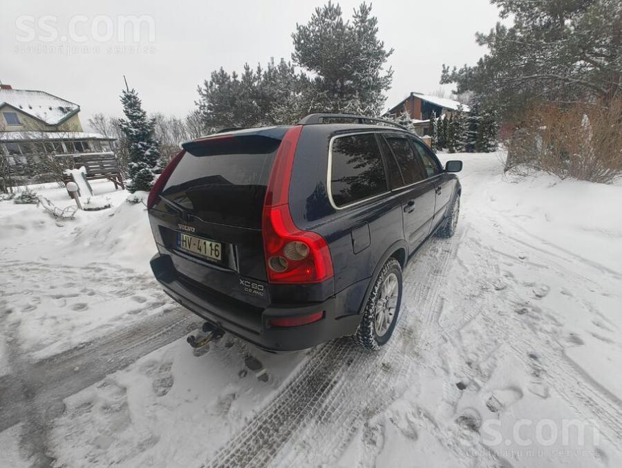 Синий Вольво ХС90 2002 в Елгава, объемом двигателя 2.40 л и пробегом 427 тыс. км за 2650 €, фото 4 на AUTOMOTO.COM.LV