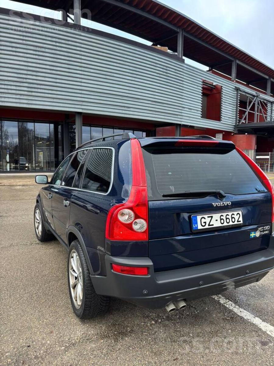 Blue Volvo XC90 2003 in Riga, with an engine capacity of 2.90 L and mileage of 275 thousand km for 2000 €, photo 7 on AUTOMOTO.COM.LV